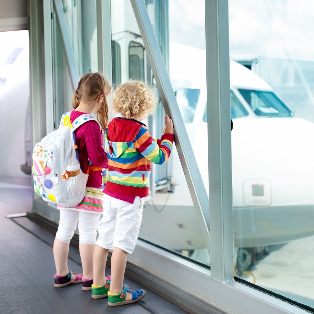 Family Travel: Tips For Flying With Kids – Messy Bun Kinda Mum